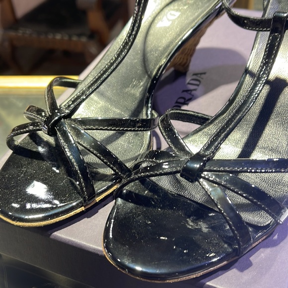 Prada | Shoes | Prada Tan Rattan Wedge Black Strappy Sandals Tiki 37 ...